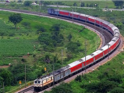 Interesting Facts About First Ac Train How Ac Coaches Were Kept Cool