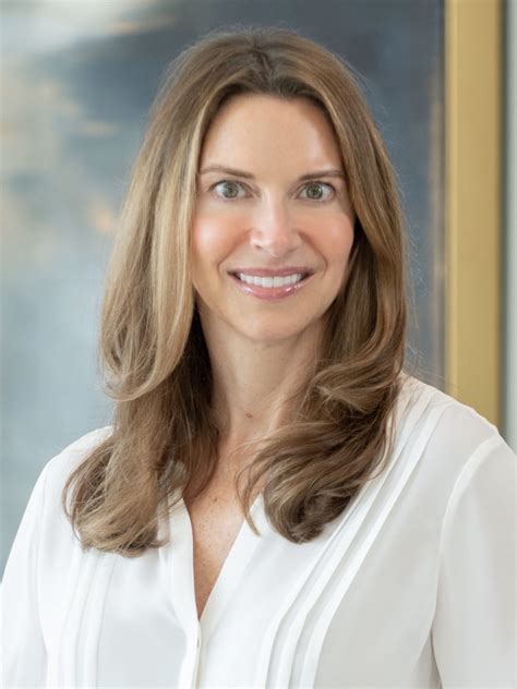 Get To Know Smile Expert Dr Sara Cummins