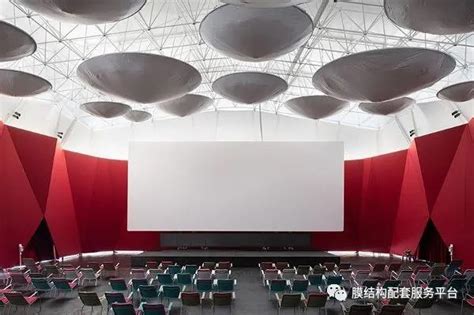 PVC膜临时剧院莫斯科车库影院 深圳卓高建筑工程