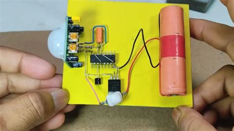Simple Automatic Bathroom Light Project Without Arduino Geekyelectronics