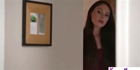 Svelte Belle Tempts Gorgeous Stepmom Into Threesome