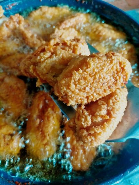 Halal Breaded Chicken Midwing Food Drinks Chilled Frozen Food On
