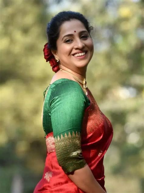 अरुंधती सांगतेय ही सवय लावाच Maharashtratimes