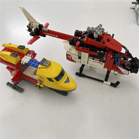 Lego Technic Rescue Helicopter And Ambulance Set 42092 Incomplete