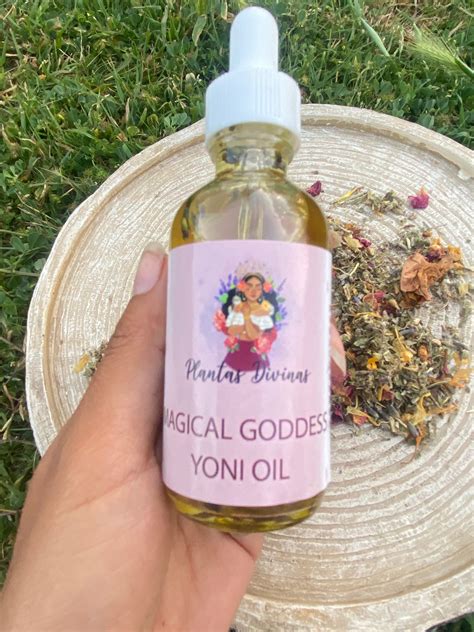 Moisturizing Yoni Oil Pussy Oil Womb Oil Organic Herbal Blend Ph