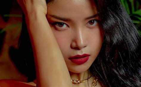 Mamamoo Aya Wallpapers Wallpaper Cave