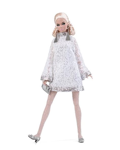Poppy Parker The Model Traveler Collection Inside The Fashion Doll