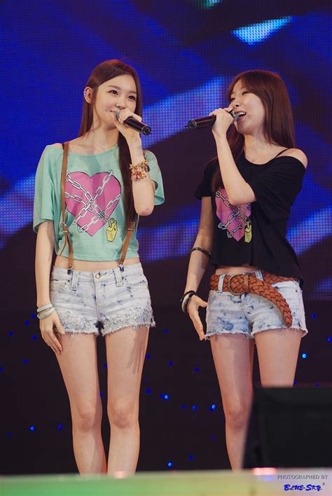 다비치 강민경 행사 사진 노출 19 네이버 블로그