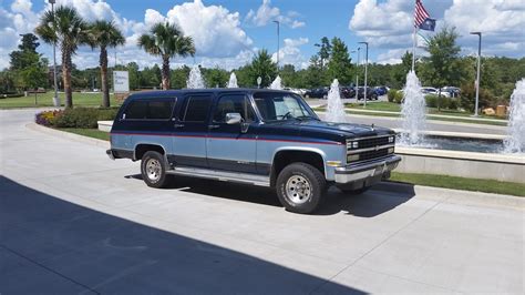 Richard S 1990 Chevrolet V1500 Suburban Holley My Garage