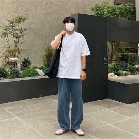 型人都偷穿不揪的「德訓鞋」必須知道！源於軍工裝、古著控必備，搭配術也整理給你！ Juksy 街星