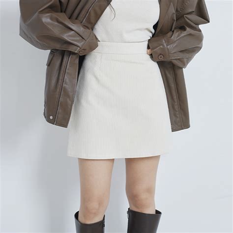 리틀마켓 베이직 A라인 코듀로이 코튼 스판 미니 스커트 Kl21b2 치마숏3부골덴면기본화이트아이보리핑크챠콜그레이데이트여행출근하객결혼식봄가을겨울룩