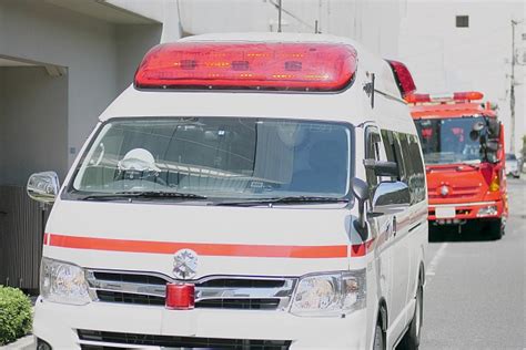 救命救急士の仕事内容について 医療行為を行える救急隊員 公務員総研