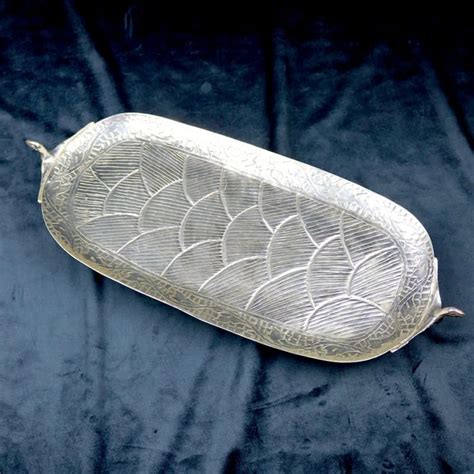 Swan Tray Medium Taneez