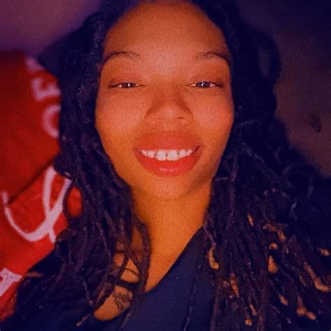 Brittney Barker Loyallovableasshole • Threads Say More