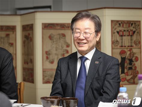속보 이재명 준연동제 안에서 승리통합형 비례정당 준비