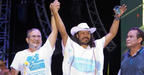 René Higuita Fue A La Selva Y Tuiteó Sobre El Acuerdo De Paz Entre