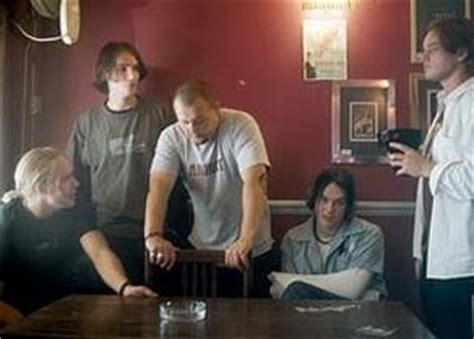 Vex Red Laut De Band
