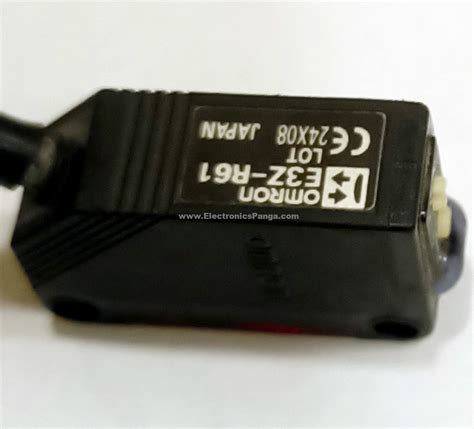 omron e3z r61 12 24v dc 3 wires npn photoelectric sensor s93 star
