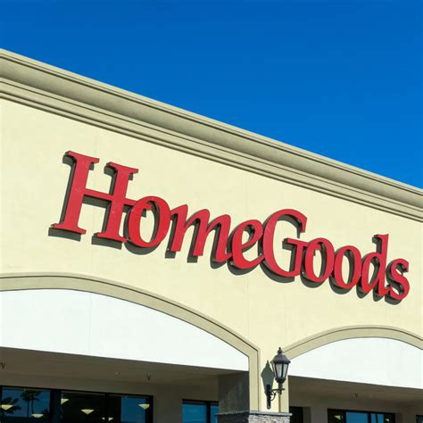 Lowes Shoppers Are Getting Creative With The Mini Buckets Parade