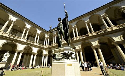 Пинакотека Брера Описание фото и видео оценки и отзывы туристов Достопримечательности Милана