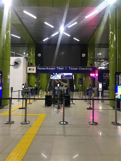 Tips Memilih Tempat Duduk Di Ka Argo Parahyangan Eksekutif ~ Riatumimomor