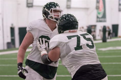 Offensive Linemen Fighting For Last Two Starting Spots