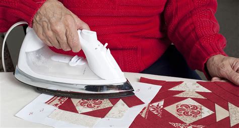 Top 15 Best Irons For Quilting To Buy With Reviews 2023