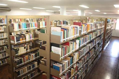 Biblioteca Pio Vargas oferece espaço de estudo para população Agência