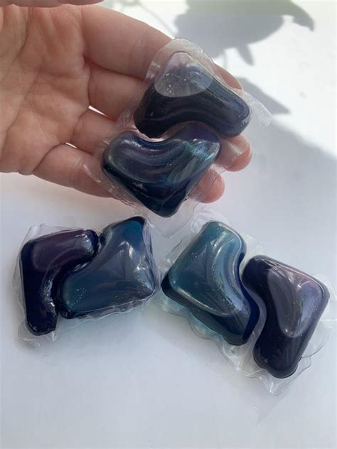 Капсули Persil Duo Caps — ціна 11 грн у каталозі Пральний порошок Купити товари для дому та