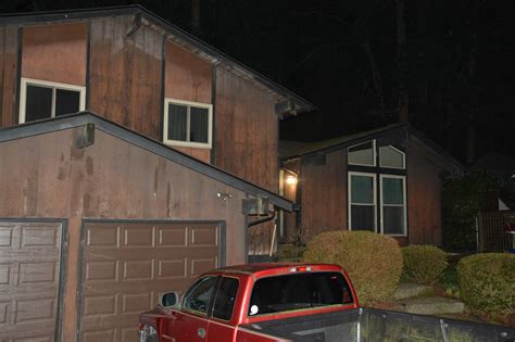 Man Shot By Son Lives But Suspect Dies Bainbridge Island Review