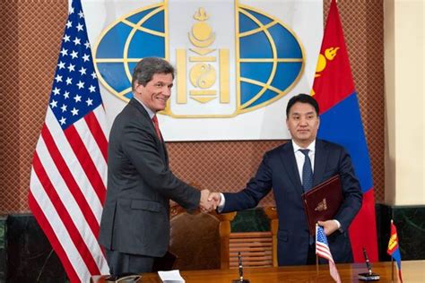 ЭРДЭС БАЯЛГИЙН САЛБАРЫН ХӨГЖИЛ ЗАСАГЛАЛД ХАМТРАН АЖИЛЛАХ ТУХАЙ ХАРИЛЦАН ОЙЛГОЛЦЛЫН САНАМЖ БИЧИГ