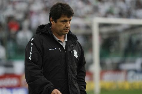 Adilson Batista Não é Mais O Técnico Do Figueirense Após Mais Um Revés
