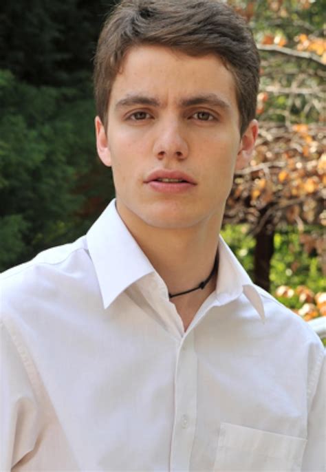 La Asombrosa Historia Y Transición De Lux Pascal