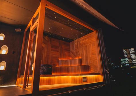 日本初大型サウナトラック「kudochi Luxury Sauna Truck」2023年5月16日誕生あなたの希望するプライベートエリアで