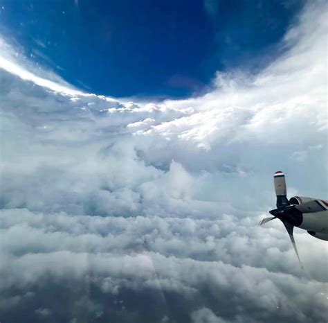 En El Ojo De La Tormenta 🤯 Magnífica Fotografía Desde El Ojo Del