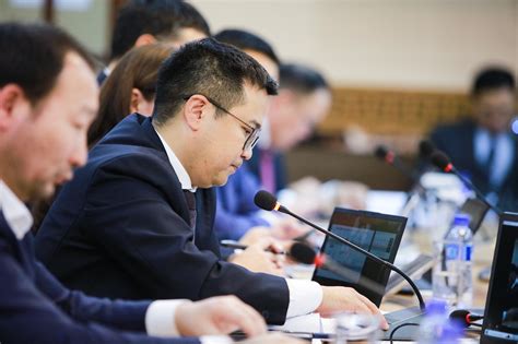 Нийслэлийн 2024 оны төсвийн төслийг НИТХ ын зөвлөлийн хуралдаанаар хэлэлцлээ Nio Mn