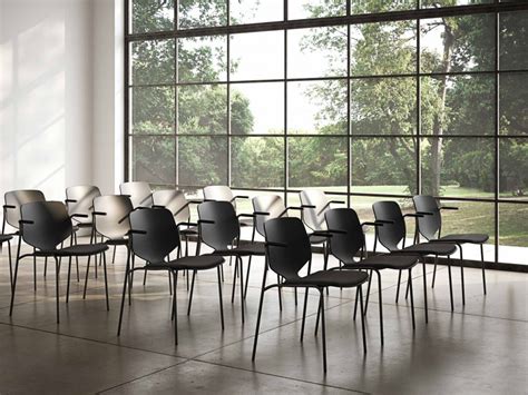 Mater Designs Stool Made Of Spent Grain From Beer Production