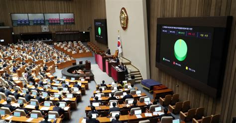 넣어 말어…딥페이크 처벌법 ‘알면서 소동
