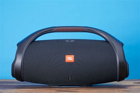 Jbl Boombox Im Test Bluetooth Speaker Mit Party Ambitionen Hifi De
