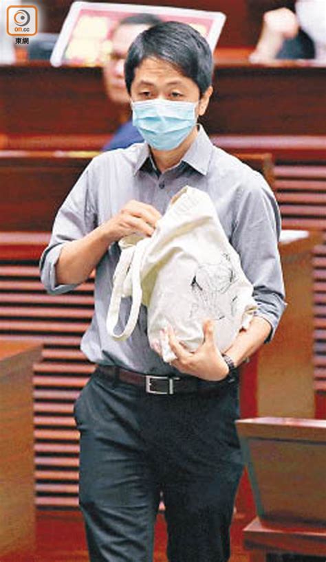 中環出更：立會掟臭彈罰錢 慢必還咗峯鴿朱凱廸走數 東方日報