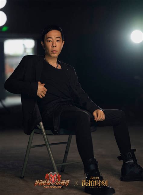 街拍时刻 X《披荆斩棘的哥哥》 黄贯中 林志炫 搜狐大视野 搜狐新闻