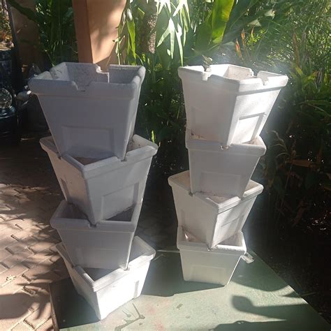 Polystyrene Verti Gro Pots 2nd Hand Good Condition Exoticflora