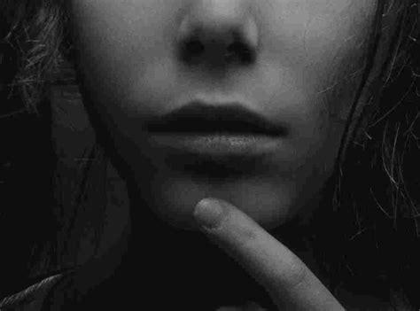 Nose Picking Addiction Treatment With Hypnosis And Cbt In Cork