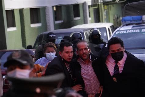 Detienen Al Gobernador Luis Fernando Camacho