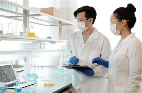 4 Tips For Organizing Your Lab To Create More Space Lab Bench Omni