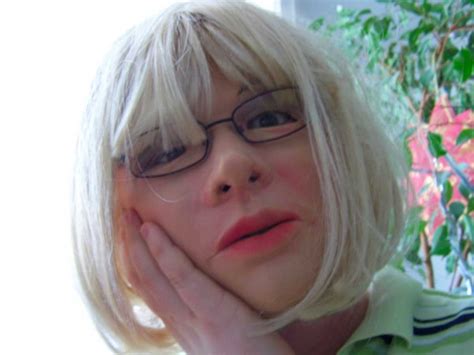 Female Masking Put Bluntly Is Really Fucking Weird