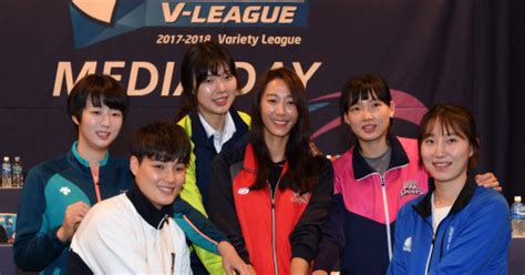 Ss포토 V리그 여자부 미디어데이 우승 트로피의 주인공은