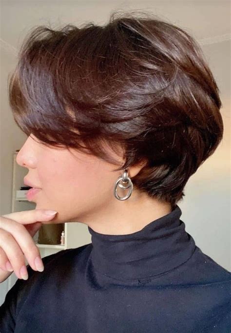 Pin De Judy Carman En Hair Nails And Makeup 101 Corte De Pelo Estilo Hongo Corte De Cabello