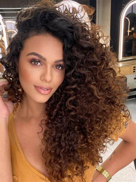 Cabelo Cacheado Longo 10 Dicas De Cortes Em Alta Para Os Seus Cachos