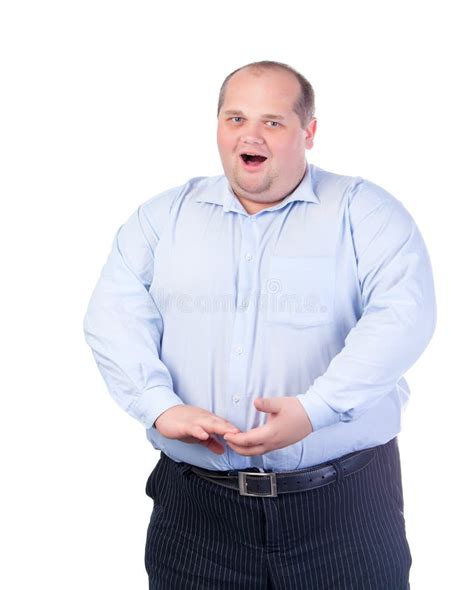 Hombre Gordo En Una Camisa Azul Cantando Una Canción Imagen De Archivo